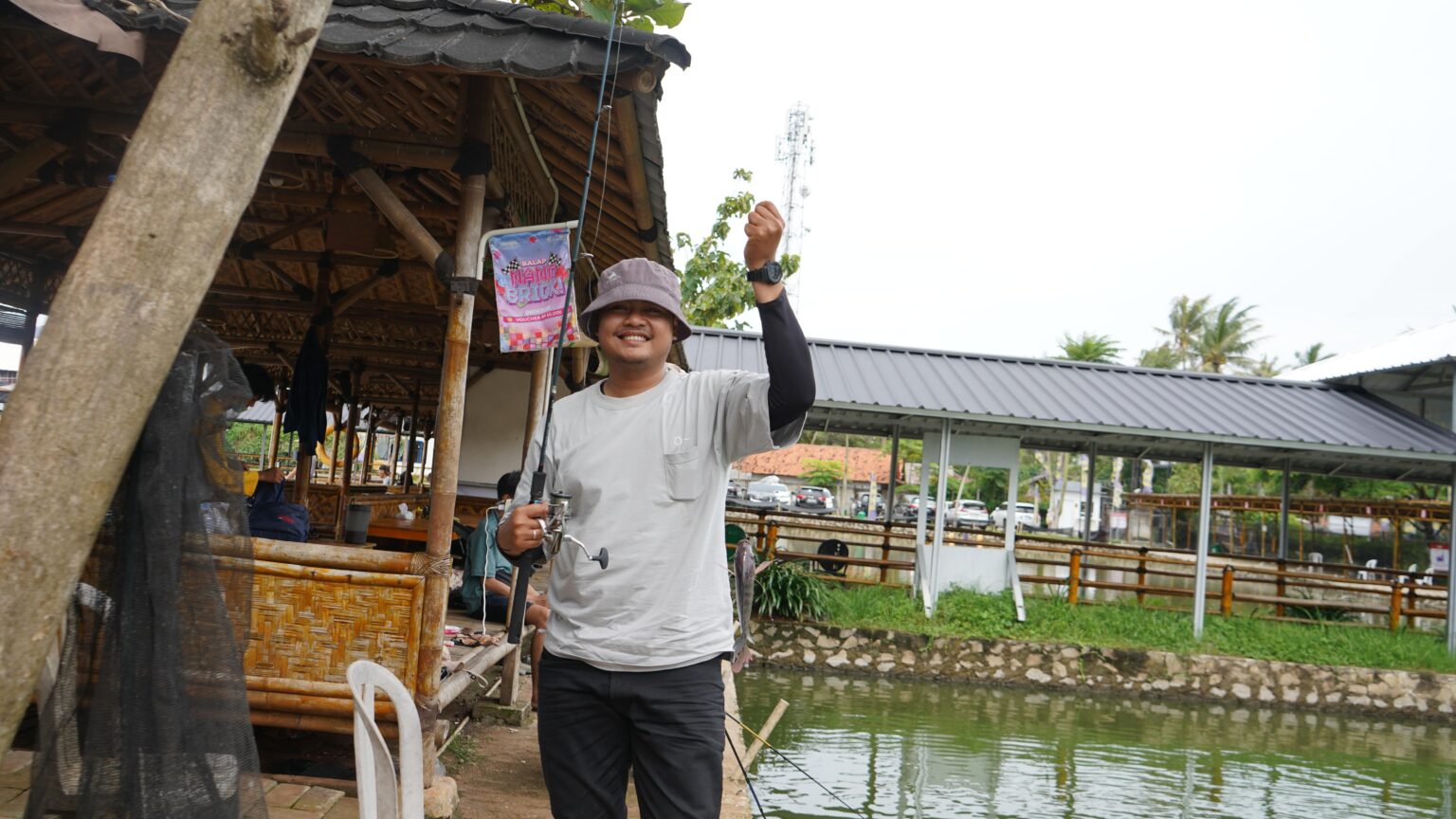 Mancing Ikan Mas : 5 Tips Jitu Memilih Umpan Ikan Mas Galapung